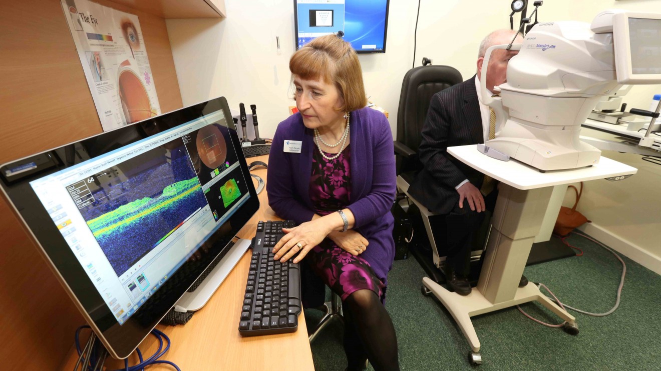 Vision & Computers. Why computer screens, tablets & phones can cause ...